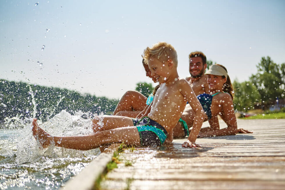 Read These 5 Important Water Safety Tips for Kids - Lakewoods Resort